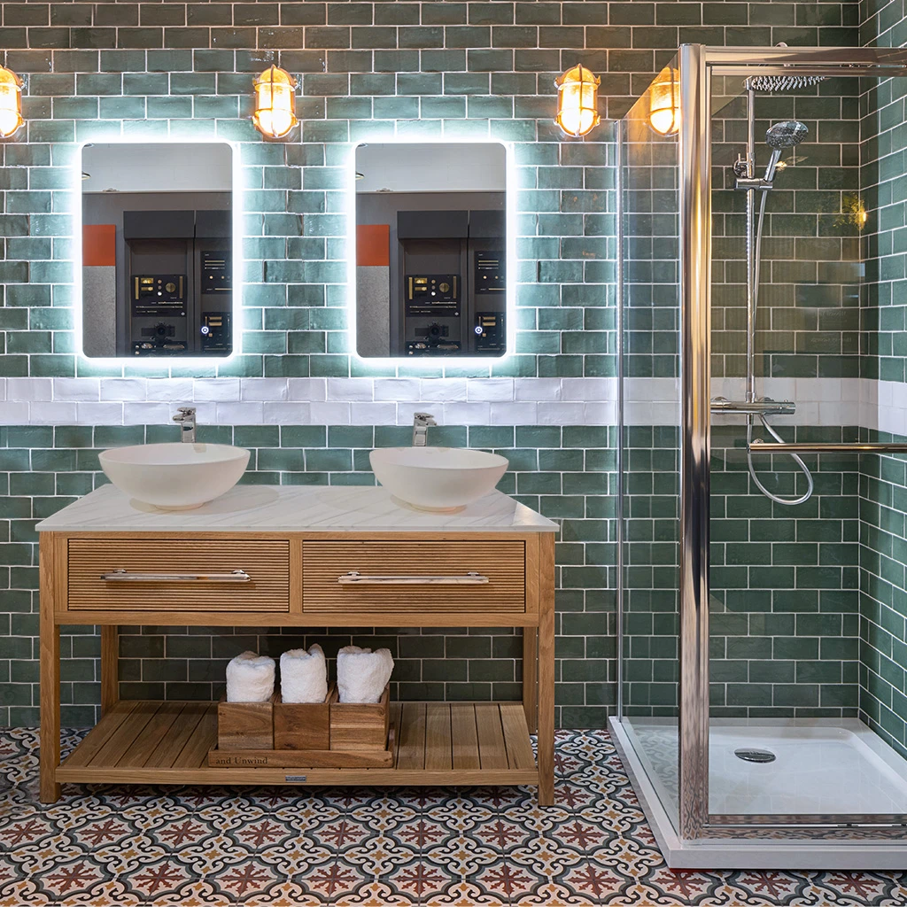 Alfred Oak Reeded Large Bathroom Vanity Unit | Harvey George