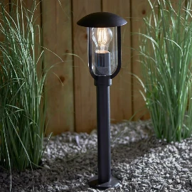 Emery Outdoor Light - Modern Metal Post Light with Clear Shadow